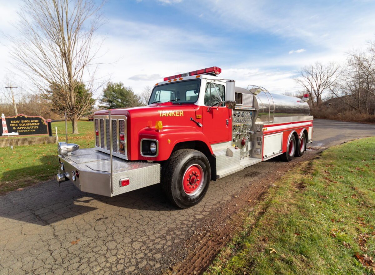 1996 IHC – 3500 Gallon Tanker – New England Fire Equipment & Apparatus